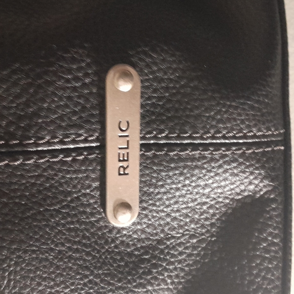 Relic | Bags | Relic By Fossil Faux Pebble Leather Shoulder Bag | Poshmark